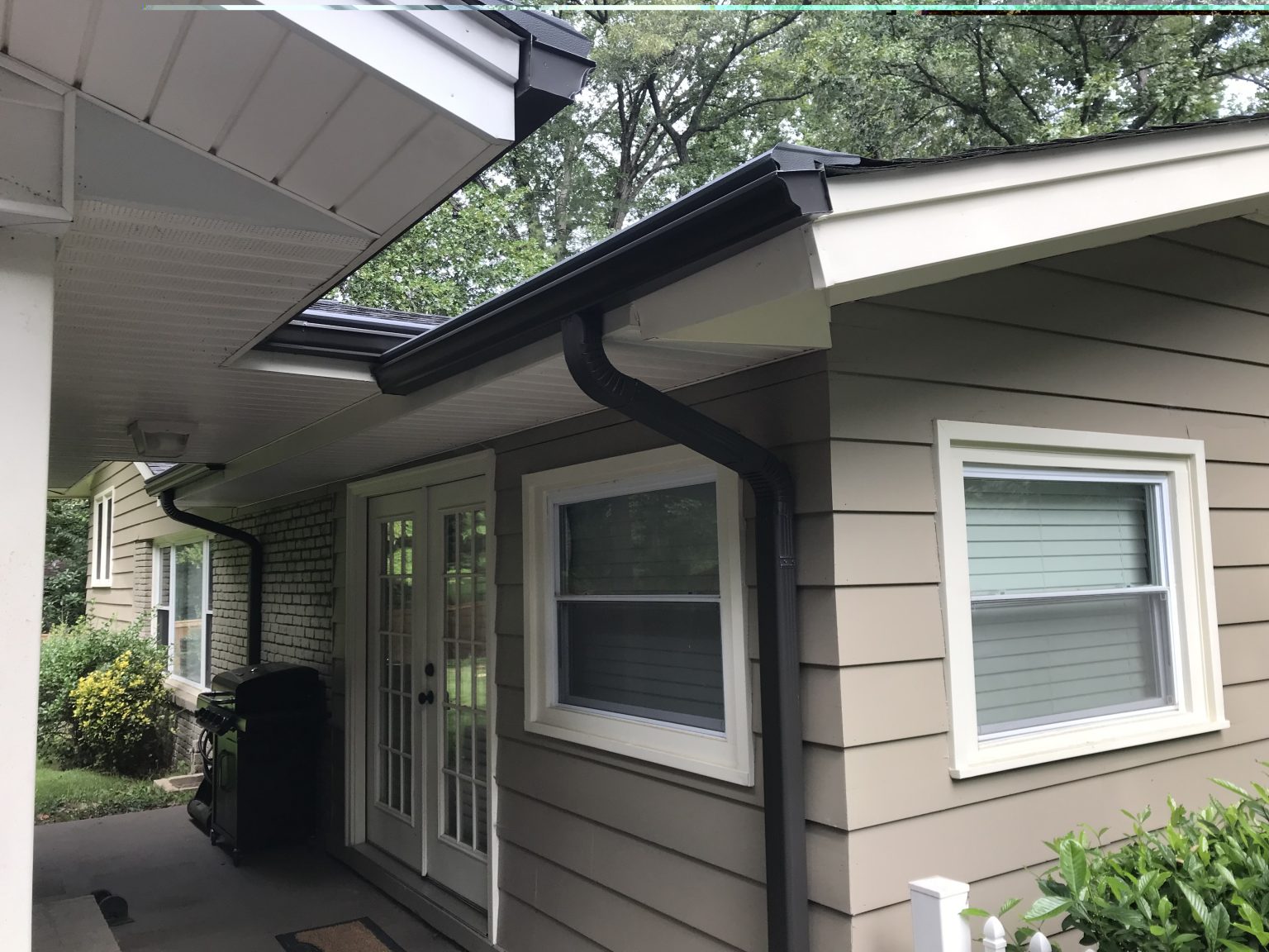 Gutter Helmet - Vinyl Services, Inc.