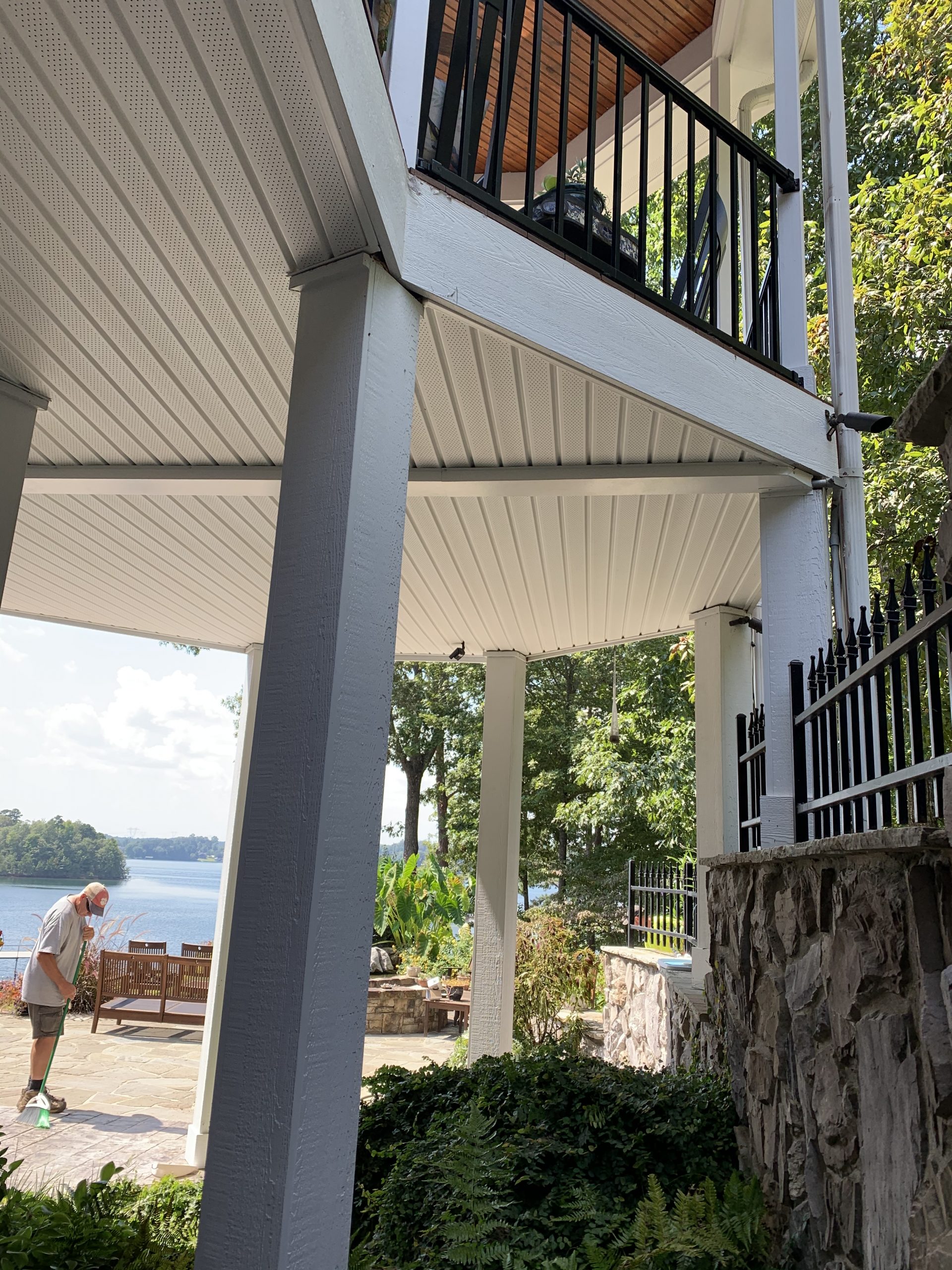 Vinyl Soffit - Vinyl Services, Inc.